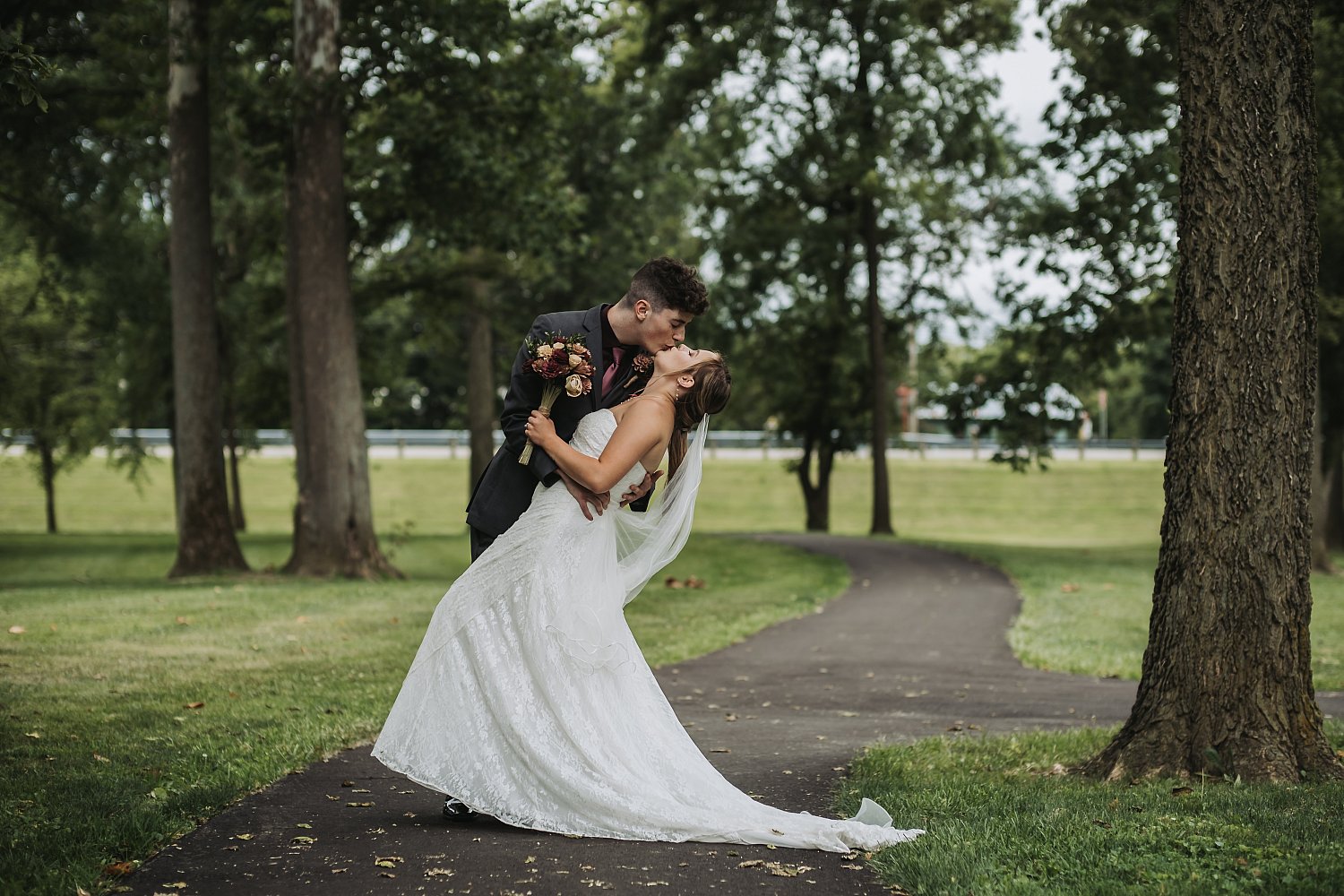 Nickerson - Galleries - Weddings - Champinephotography.com