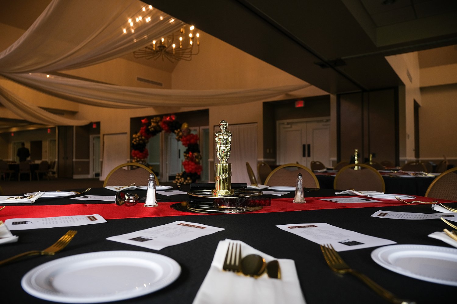 TCN Prom 4-27-24 - Galleries - Homecoming and Proms ...